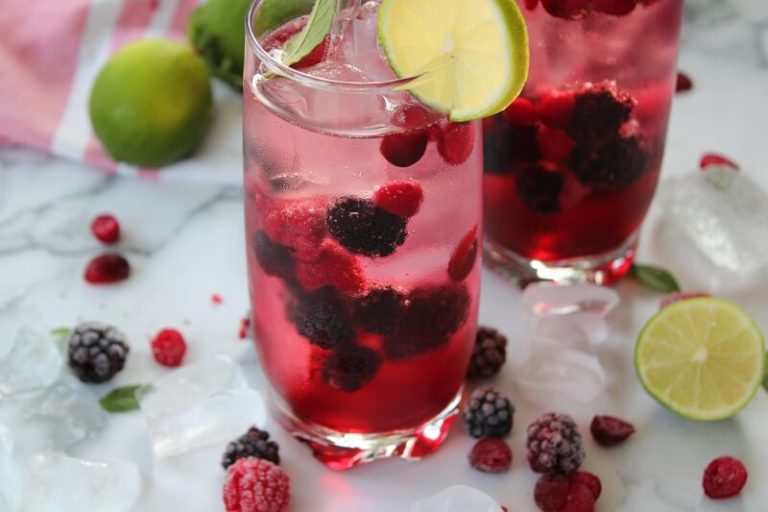 Wild Berry Sunset mit Gin